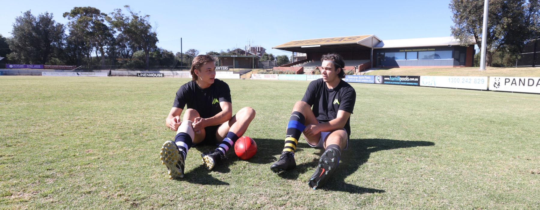 The AFL Ruck Shin Guard V2 - Big Mouldable Guard for Rucks - Impact Armour